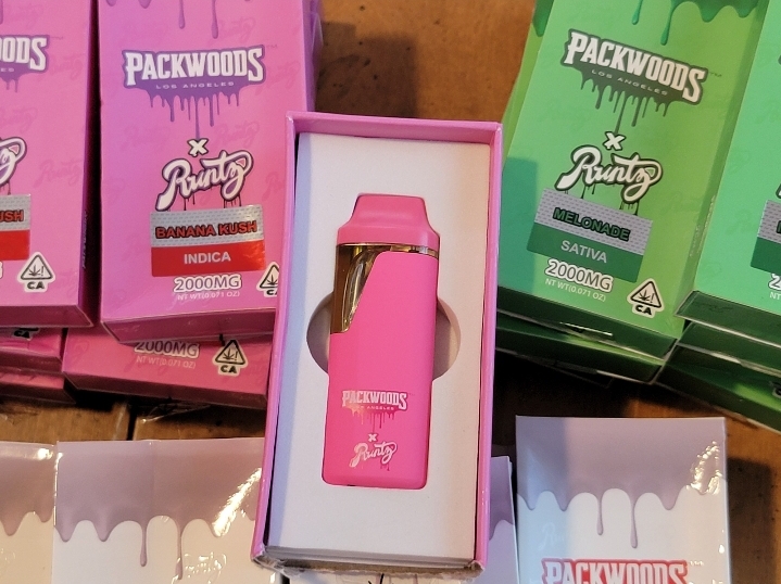 Packwoods x Runtz 2gram Vape – Boston Botanical Packwoods x Runtz 2gram Vape – Boston Botanical